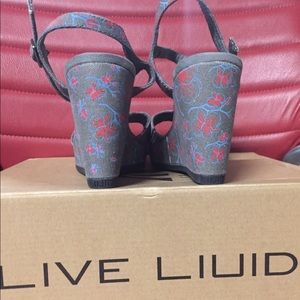 liuid | Shoes | Brand Newliuid Brand Floral Wedges | Poshmark